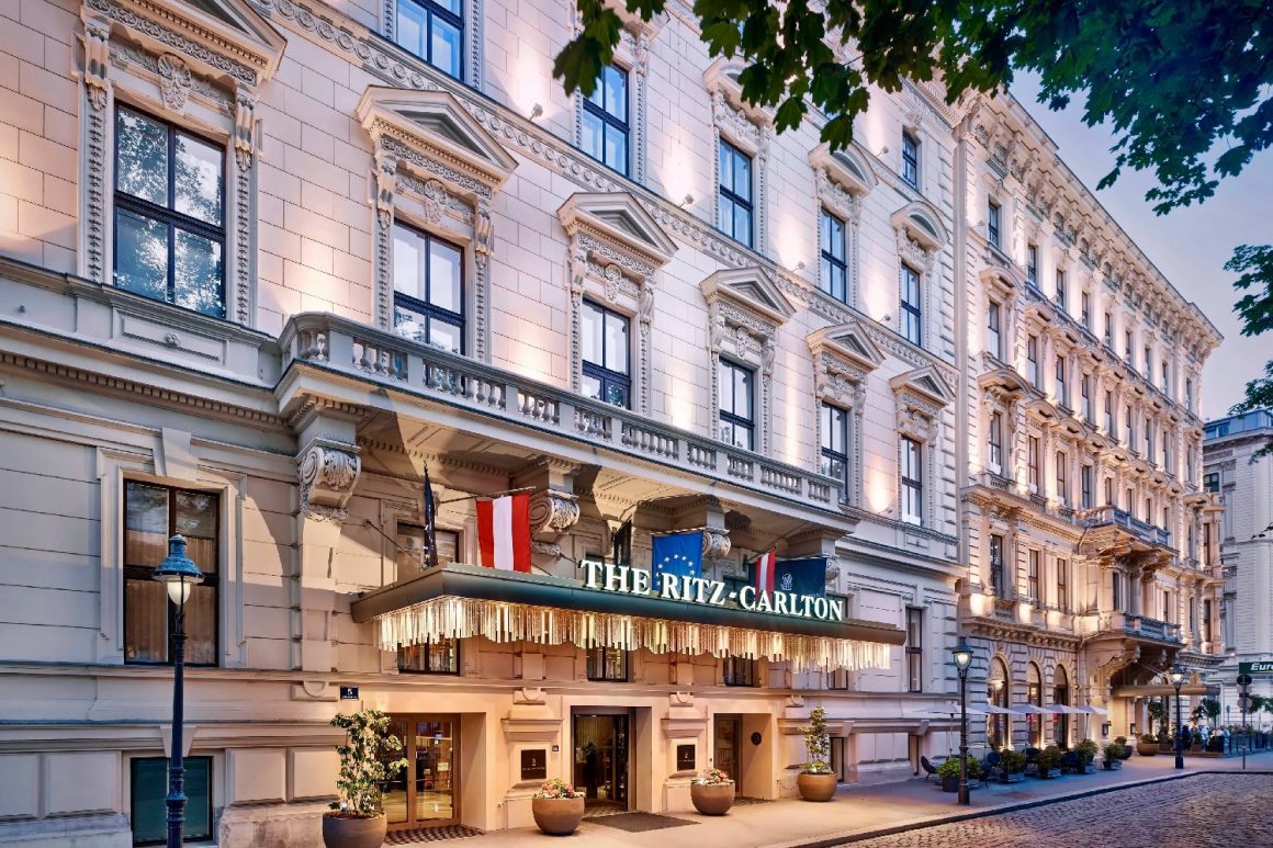 A Splendid Journey: The Ritz Carlton Story - Luxurious hotels ...