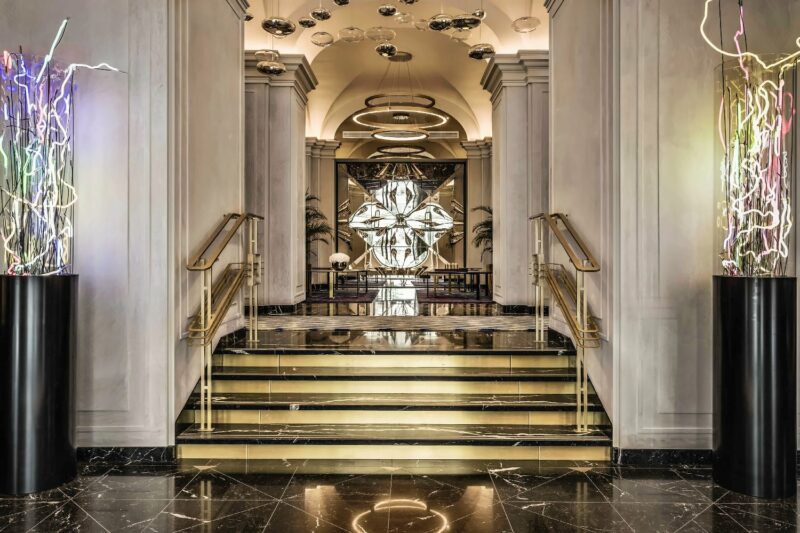 Iconic Elegance: The Timeless Saga of Raffles Hotels - Luxurious hotels ...