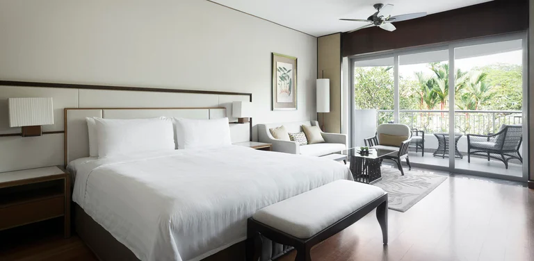 The Art of Hotel Room Upgrades - Tips from Travel Insiders - Luxurious ...